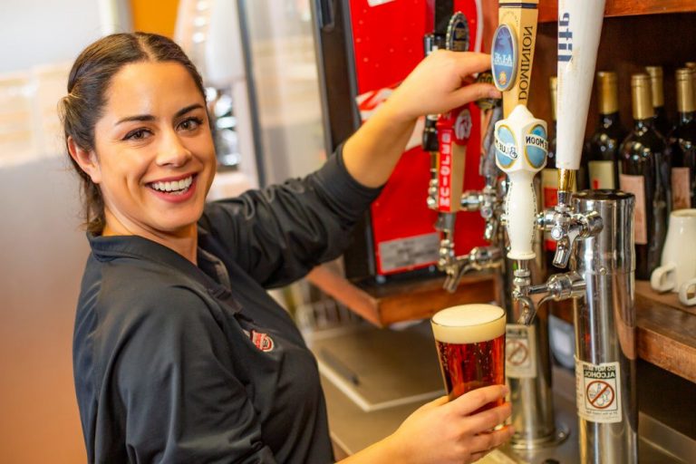 Manhattan Pizza - Home of Legendary, Manhattan-Style Pizza